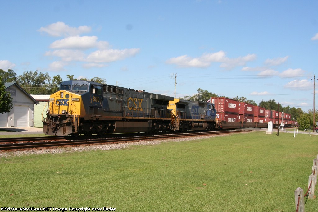 CSX 690